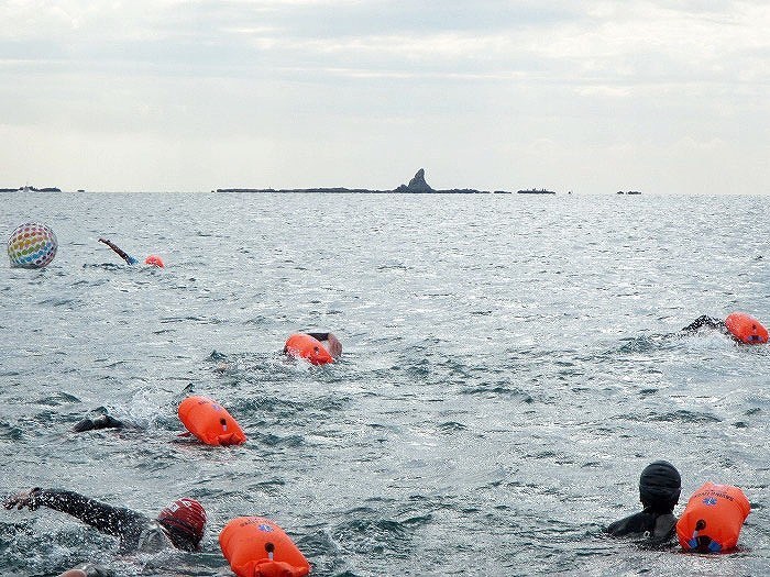 October – Club GERONIMO